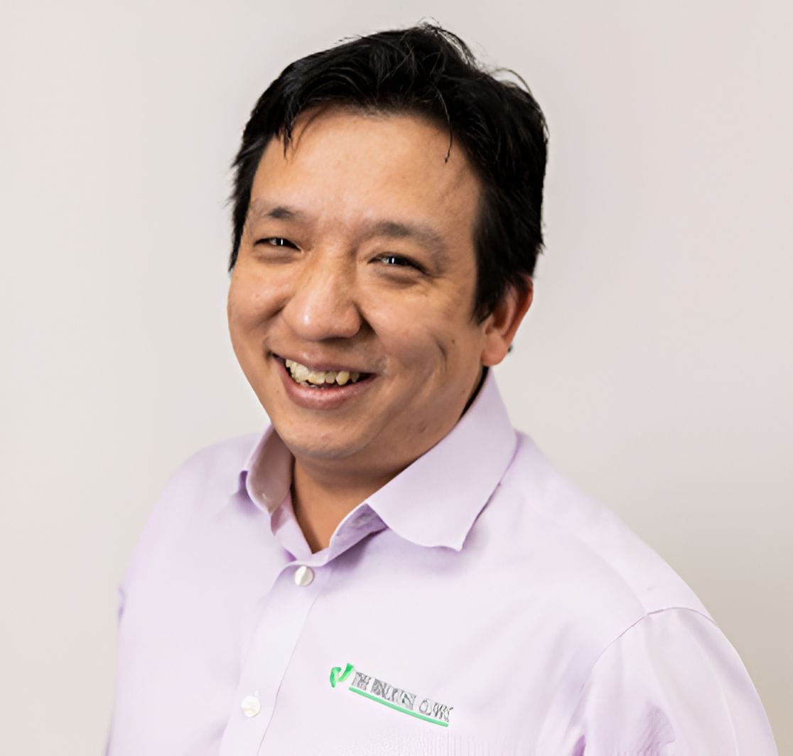 Kwang Hee Kim - The Walking Clinic